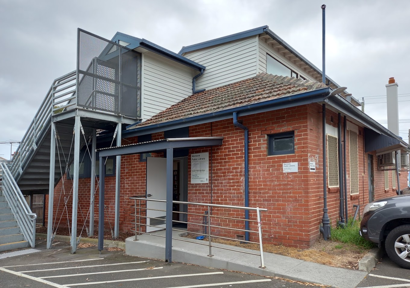 Mentone Public Library